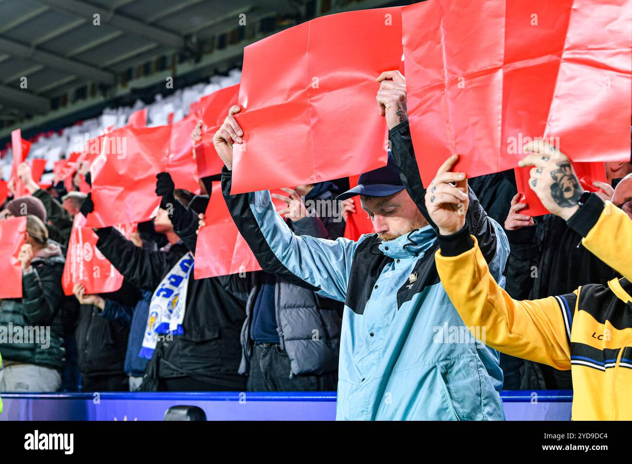 Leicester city fans hold up banners hi-res stock photography and images ...