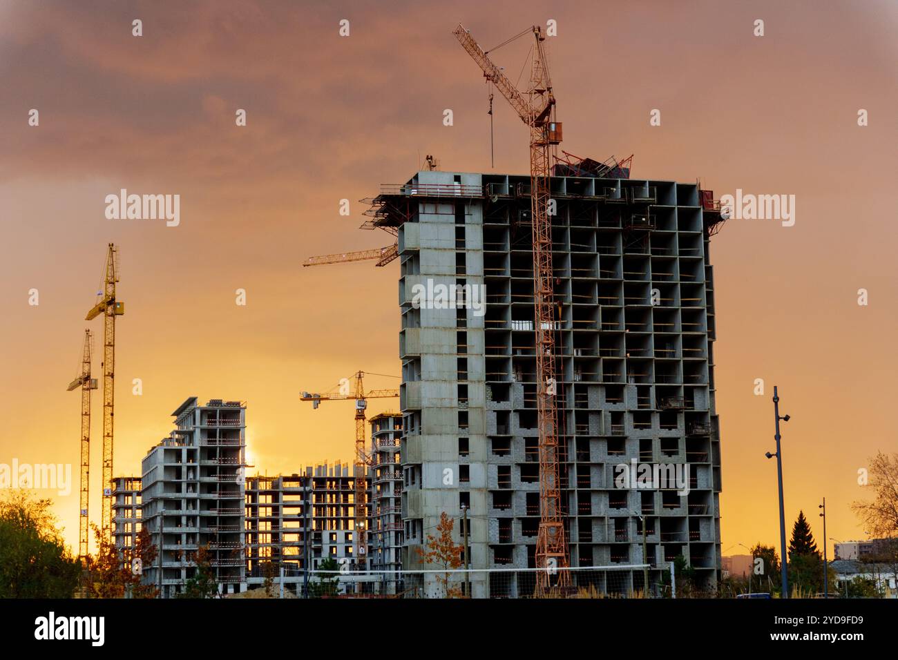 Bustling construction site sunset hi-res stock photography and images ...