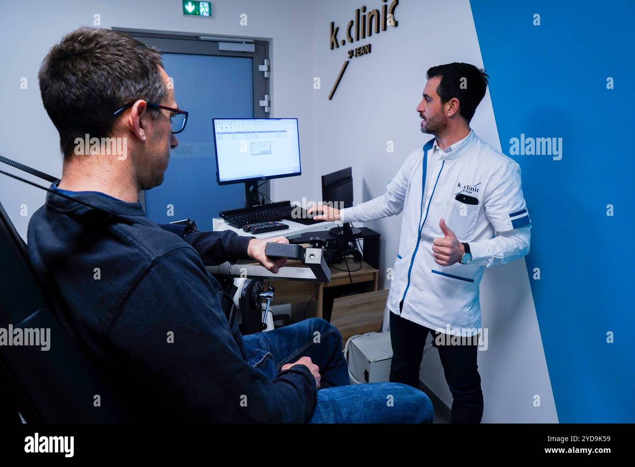 Physiotherapy center specializing in shoulder pathology before or after ...