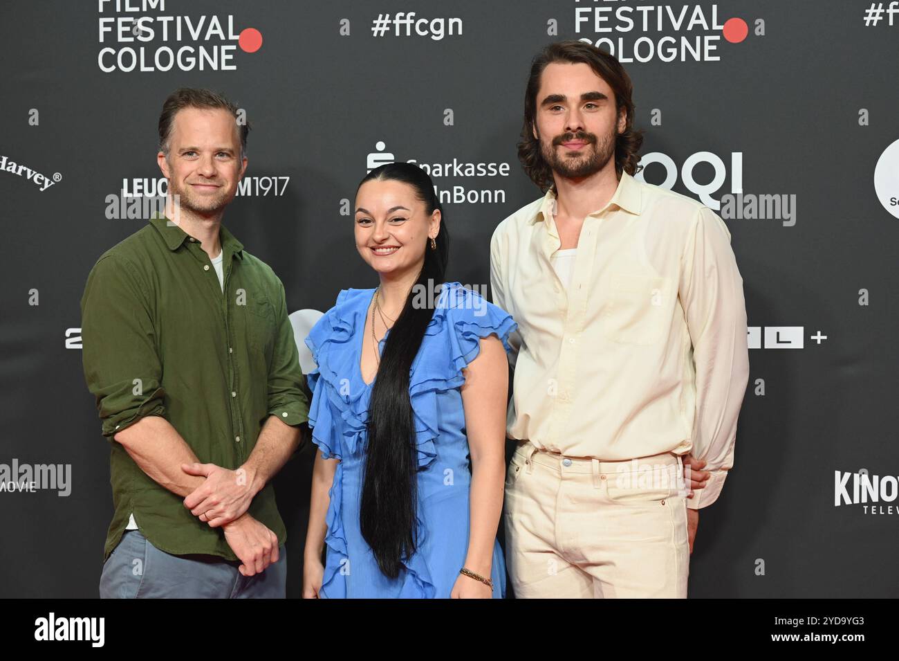 Schauspieler Boris van Severem. Taisiya Schumacher und Roman Roth, l-r ...