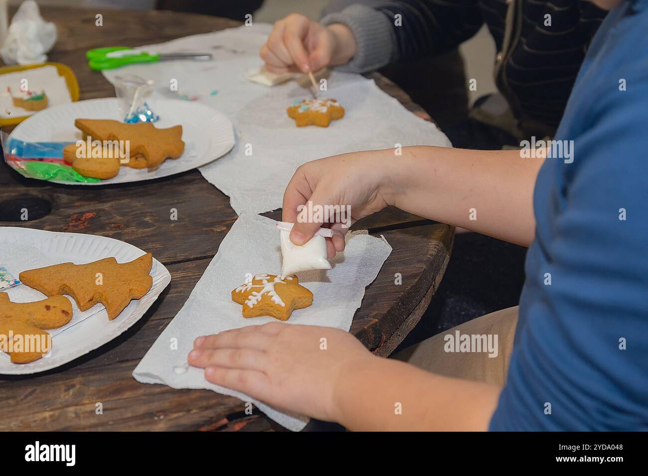 Preparation gingerbread painting process hi-res stock photography and ...