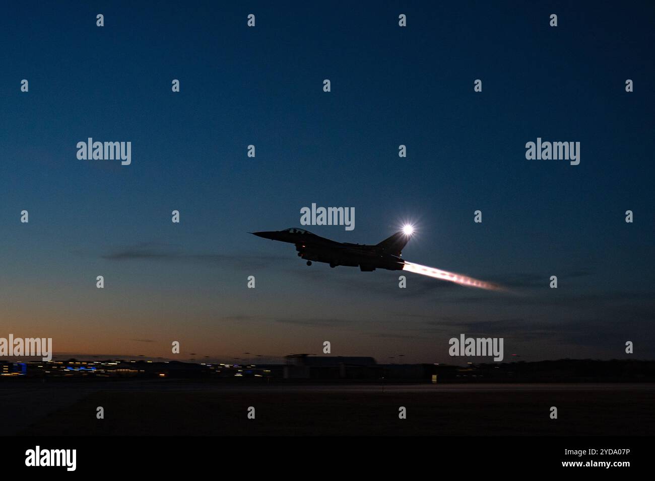 A 114th Fighter Wing F-16 Fighting Falcon takes off at Joe Foss Field ...