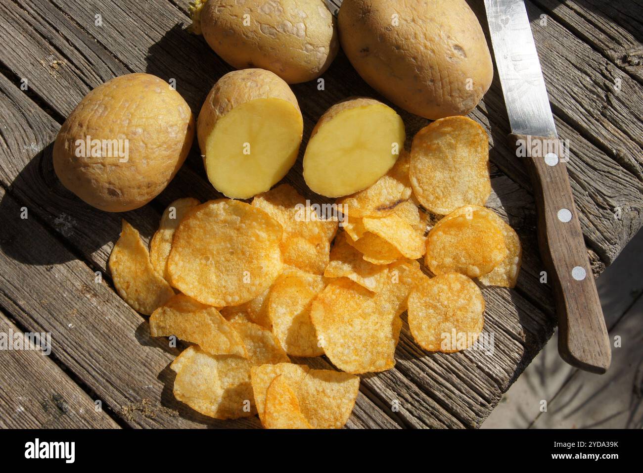 Potatos chips hi-res stock photography and images - Alamy