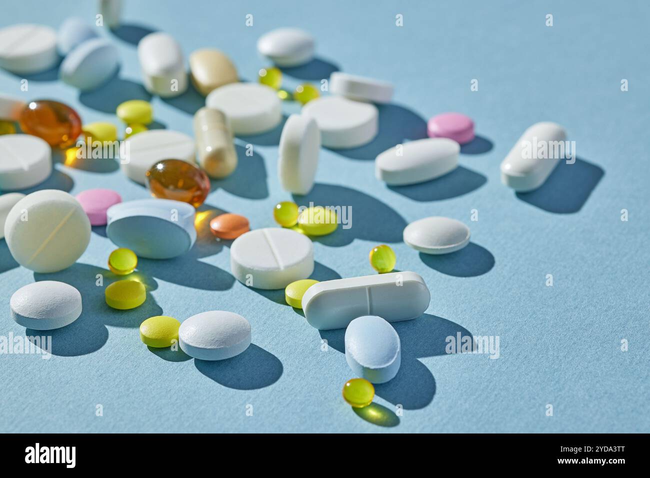 Many different pill various hi-res stock photography and images - Alamy