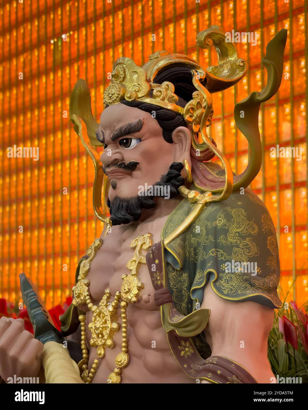 The Majestic Guardian Statue features an impressive display of rich and ...