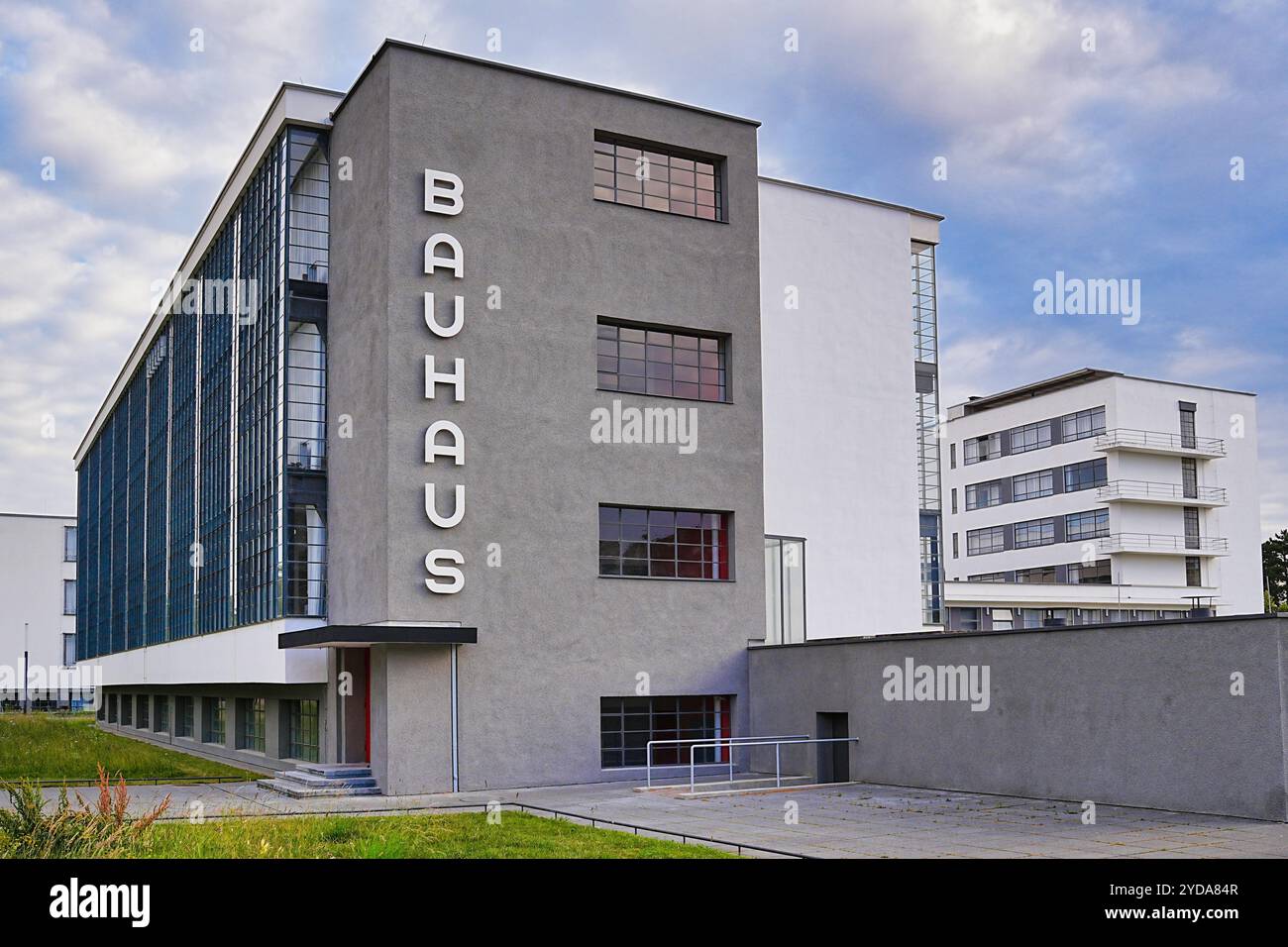 Bauhaus building in Dessau by Walter Gropius, 1926 Stock Photo - Alamy