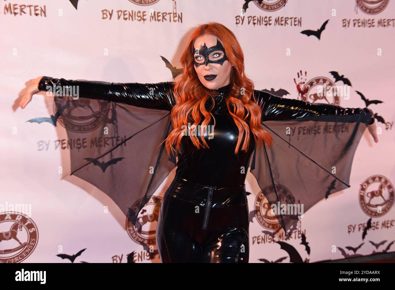 Tara Tabitha - HALLOWEEN PARTY HOGARTS X DENISE MERTEN im Hogarts ...