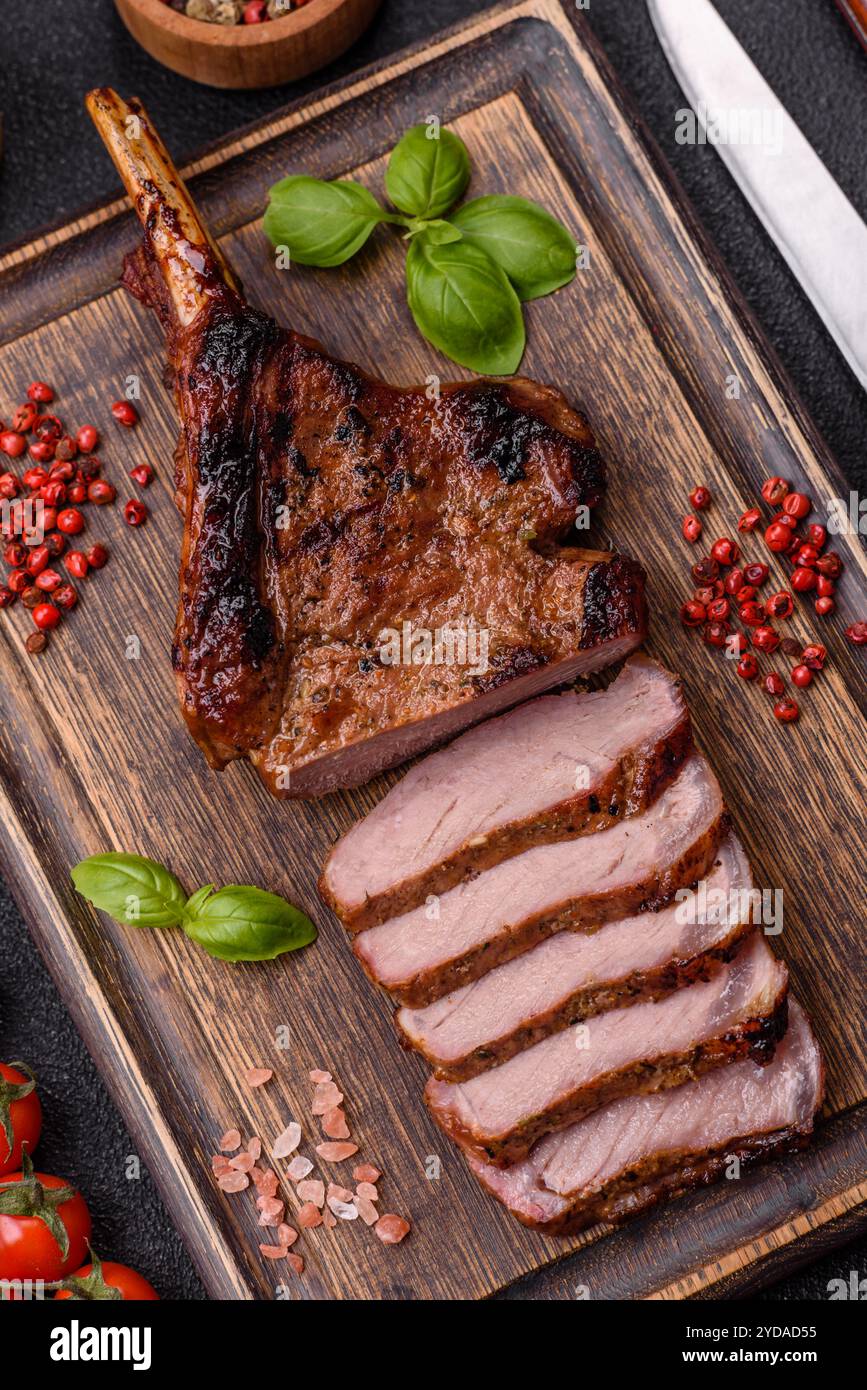 Delicious juicy beef steak on the bone Stock Photo - Alamy
