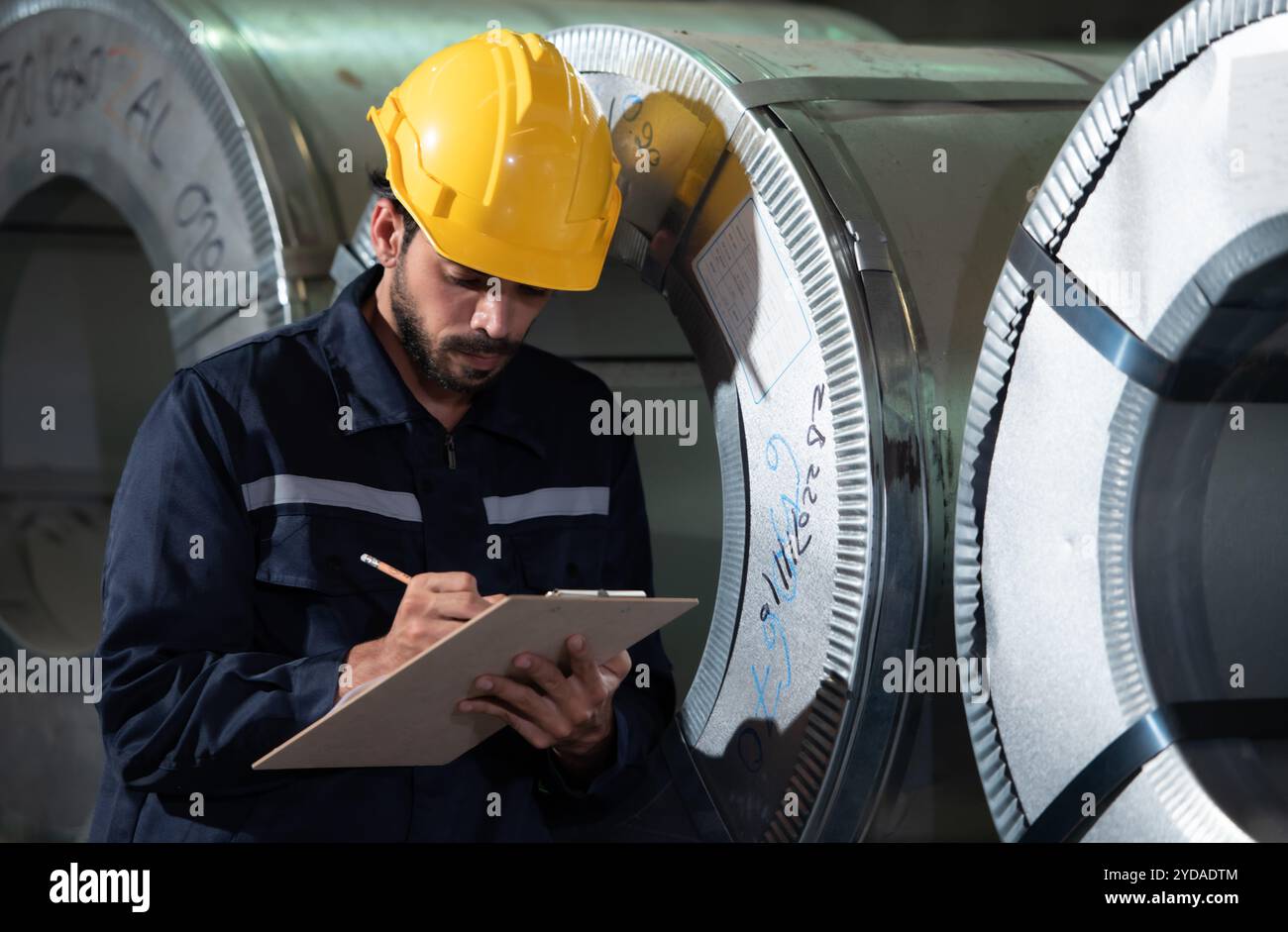 Heavy equipment maintenance hi-res stock photography and images - Alamy