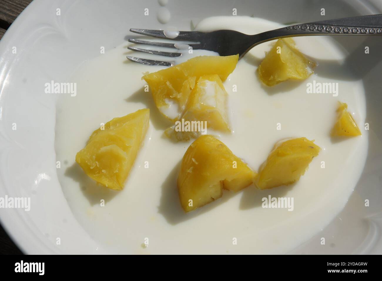 Buttermilk flower hi-res stock photography and images - Alamy