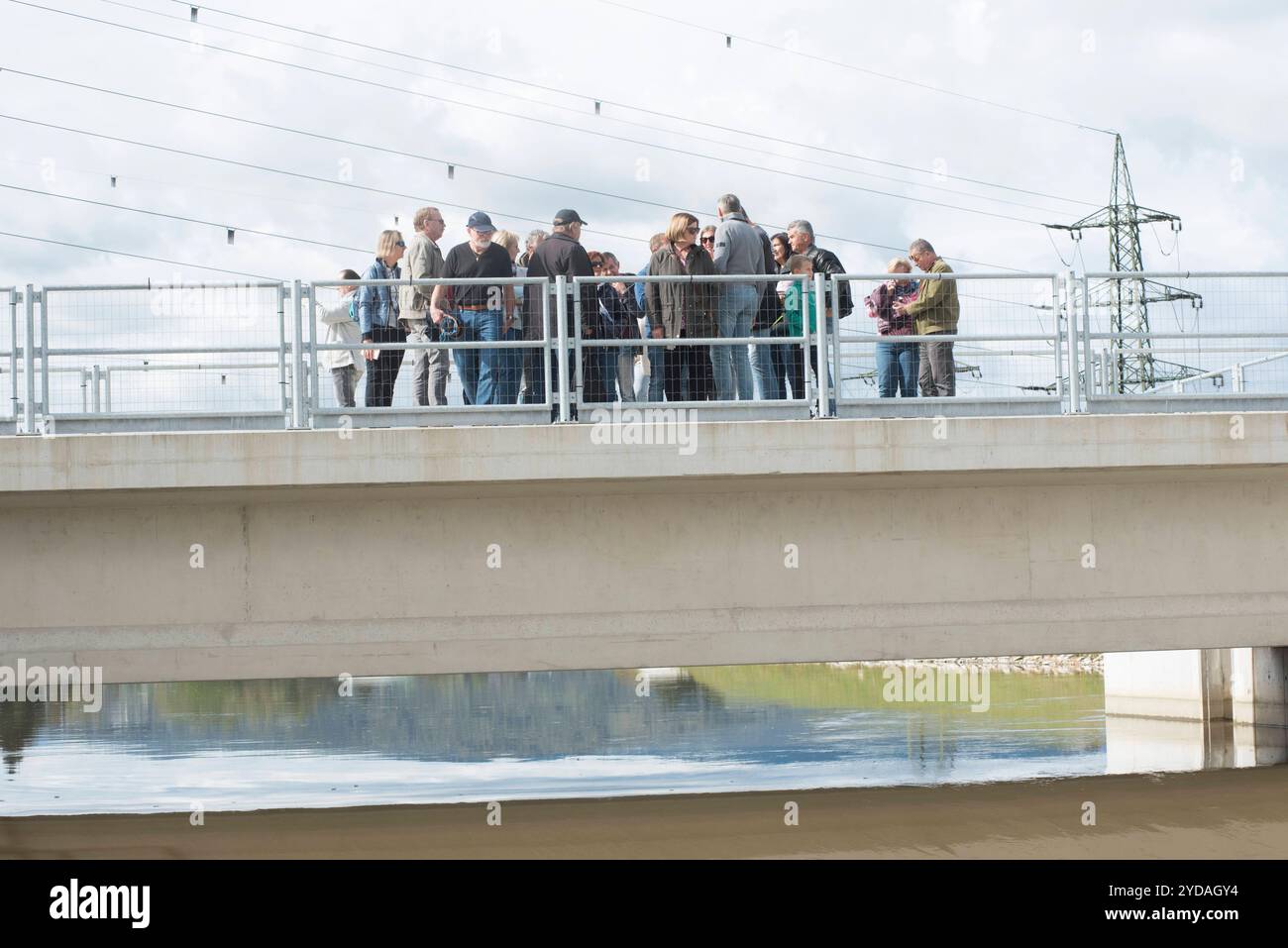 a group of people being together, spectator at an event group of people ...