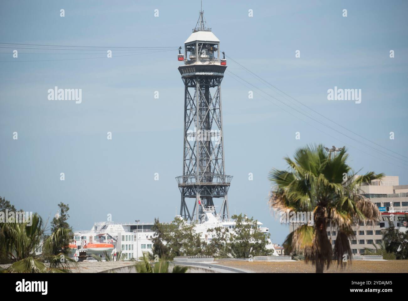Cableway systems hi-res stock photography and images - Alamy