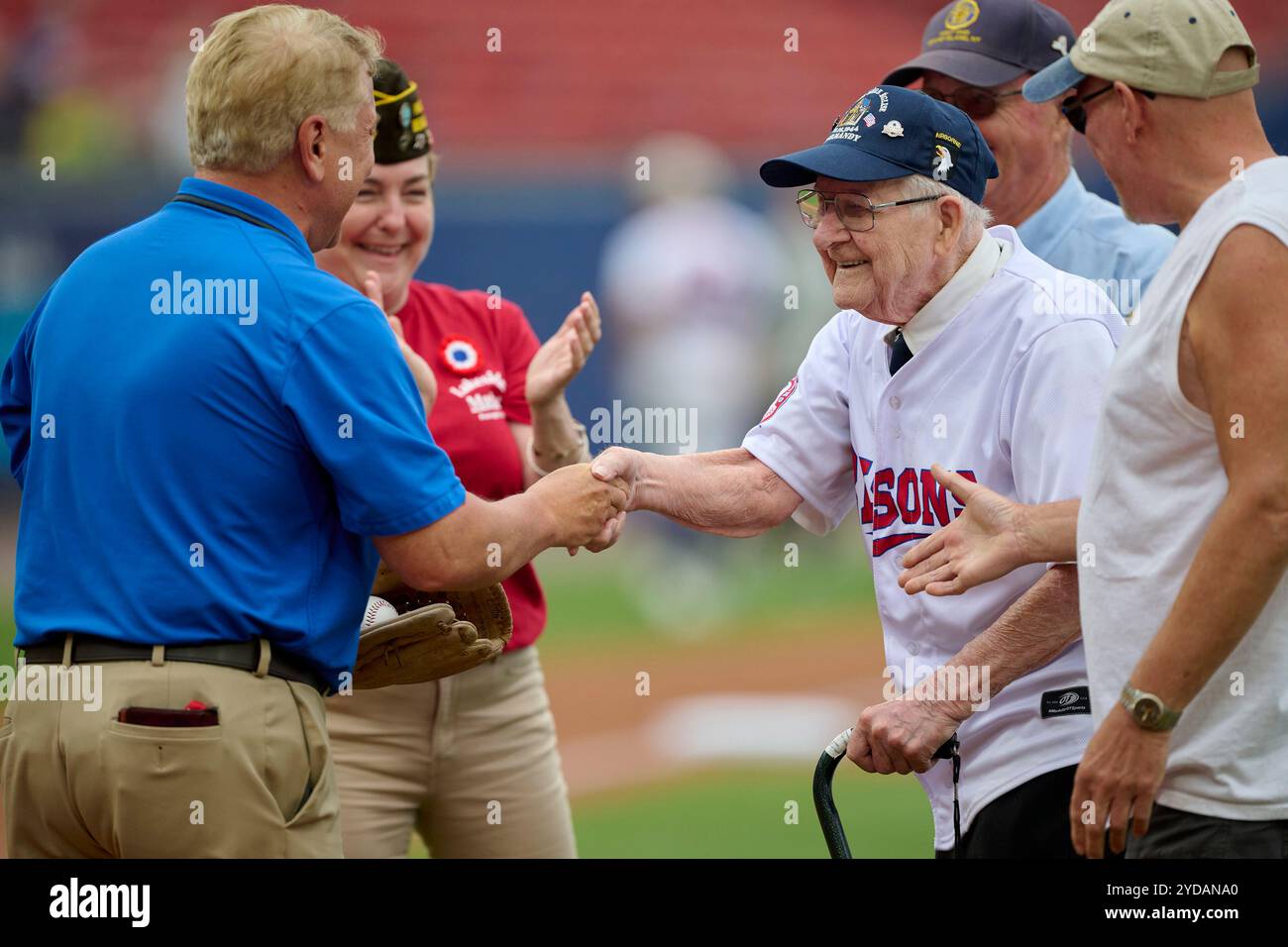 World War II veteran, and 94-year old Buffalo-native, Joe Synakowski ...