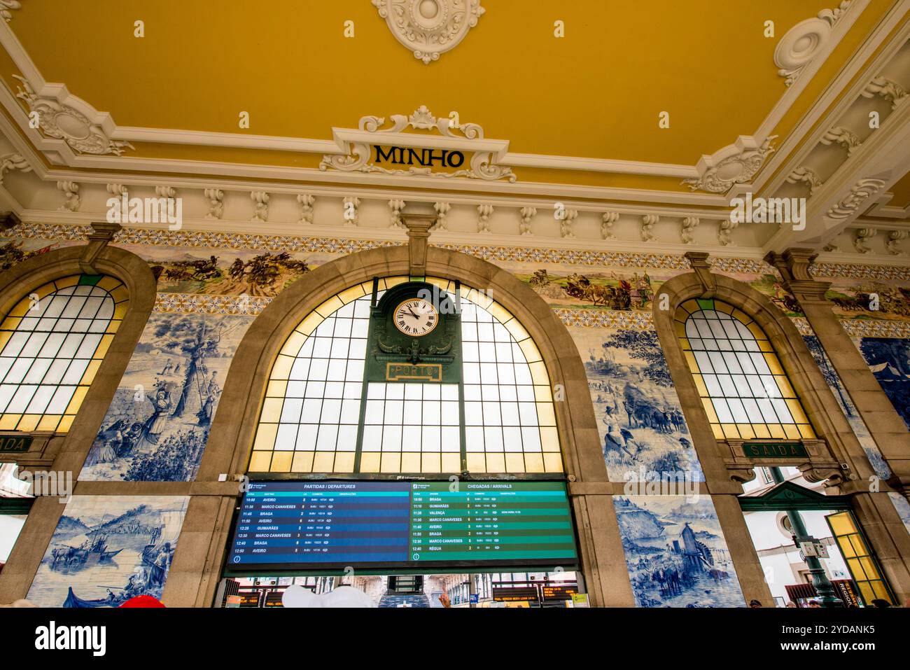 Train schedule display Saint Benedict Train Station (Estacao de Sao ...