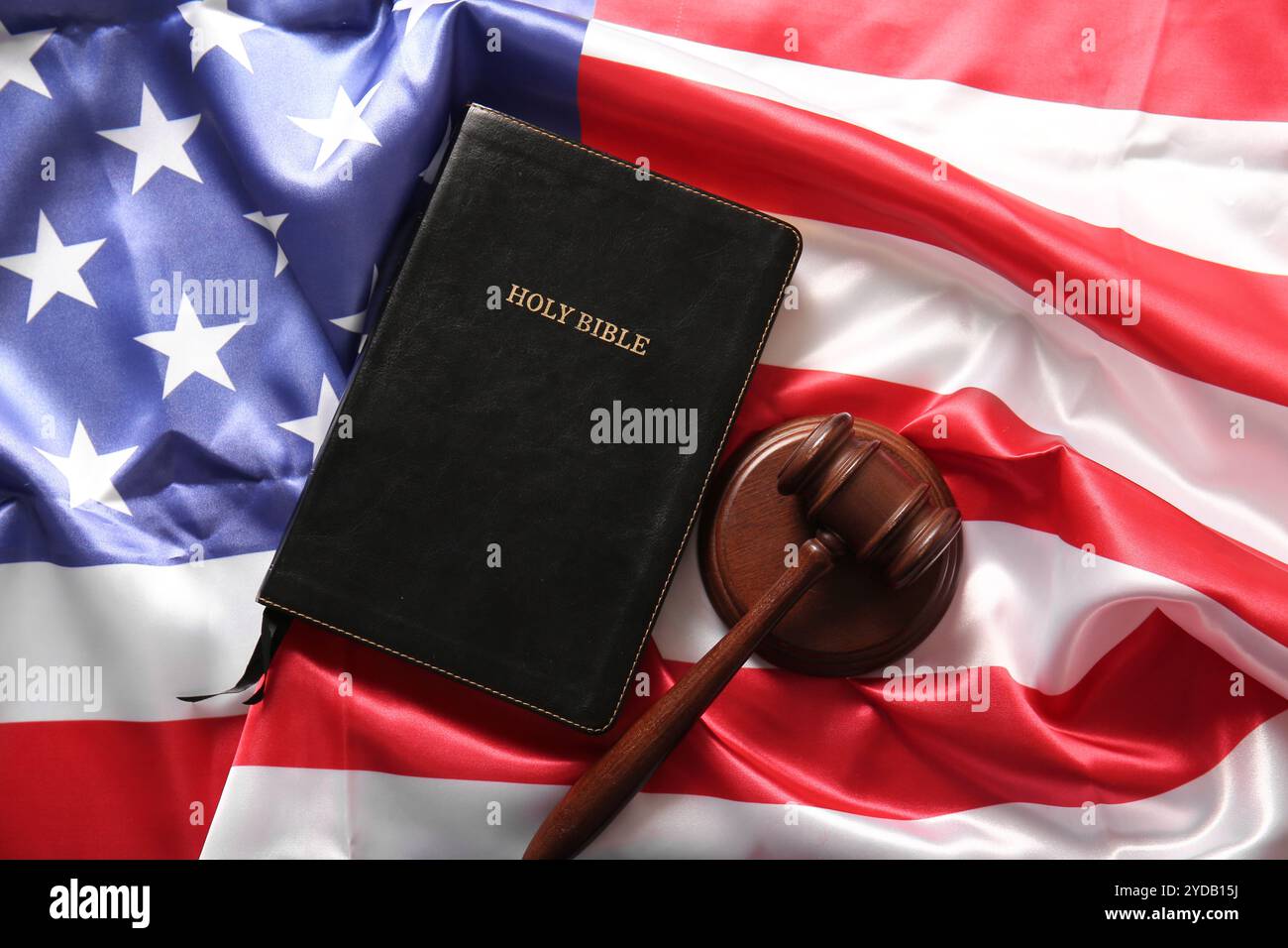 Holy bible judges gavel hi-res stock photography and images - Alamy