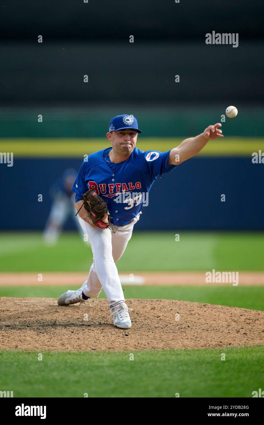 Buffalo Bisons pitcher Brandon Eisert (37) during an MiLB International ...