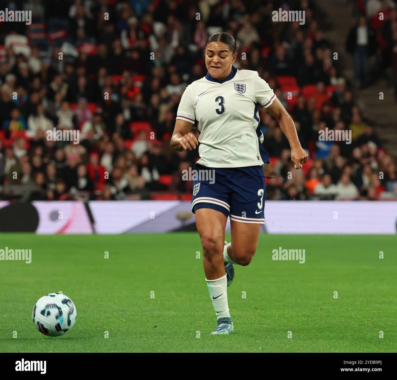 London, UK. 25th Oct, 2024. Jessica Carter (Gotham)of England Women in ...