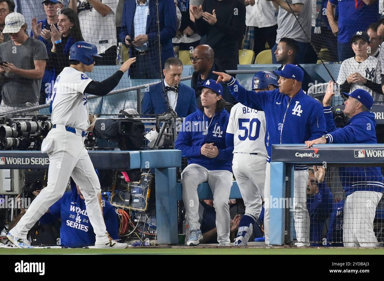Los Angeles, United States. 25th Oct, 2024. Los Angeles Dodgers Shohei ...