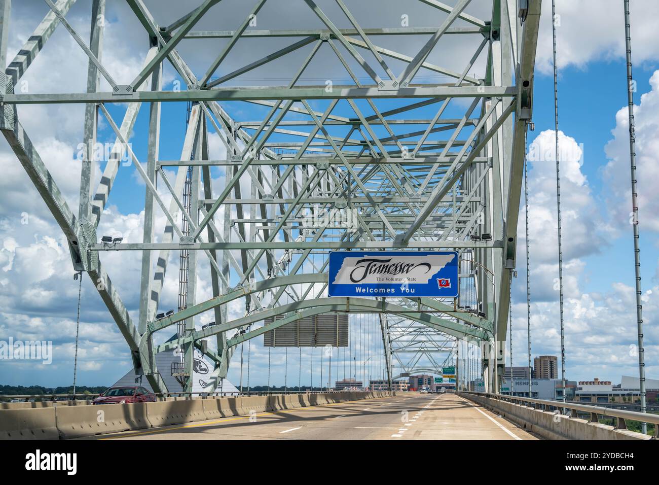 Memphis road sign hi-res stock photography and images - Alamy