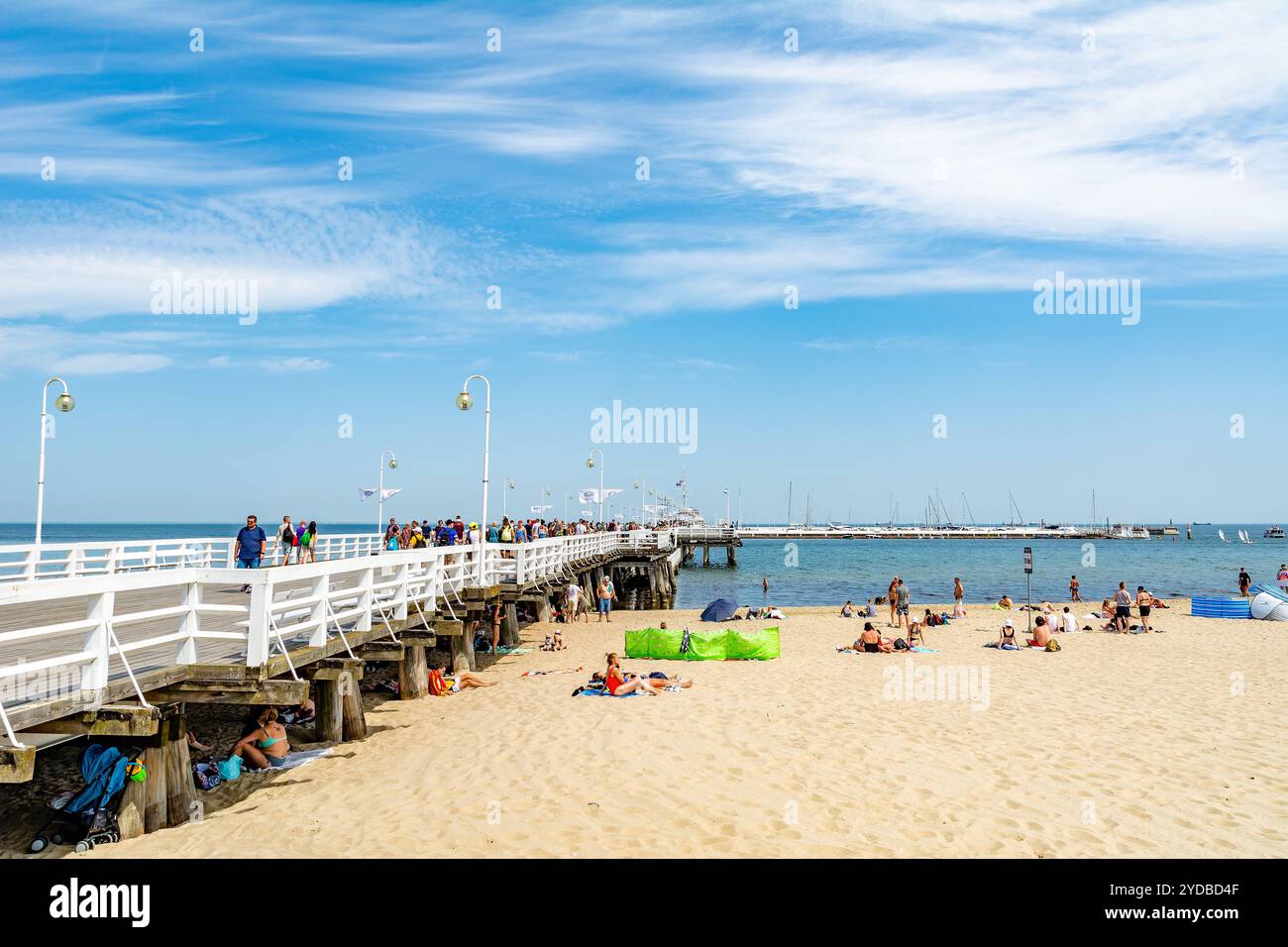 Tourists walk on pier hi-res stock photography and images - Alamy