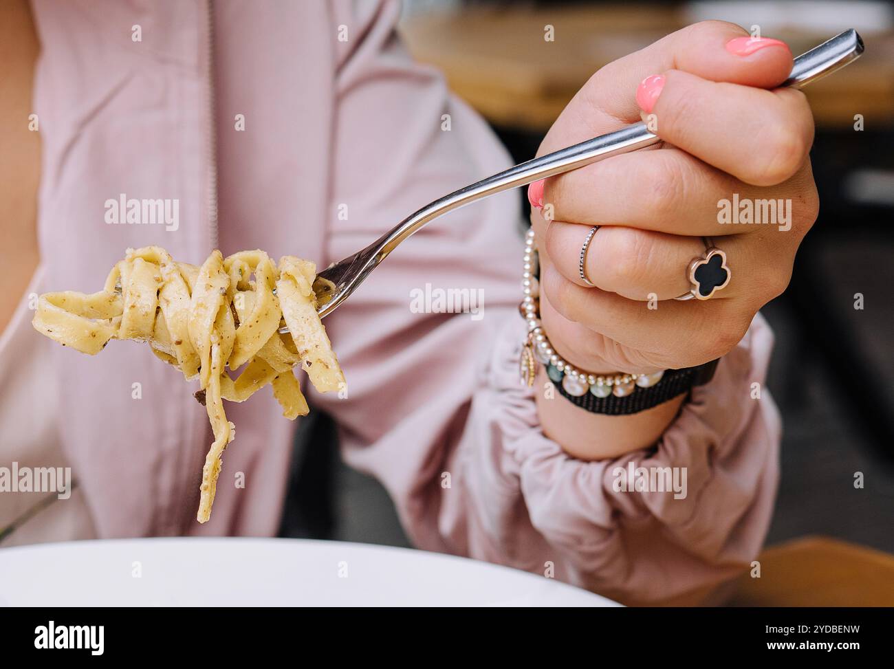 Woman eating pasta vintage hi-res stock photography and images - Alamy