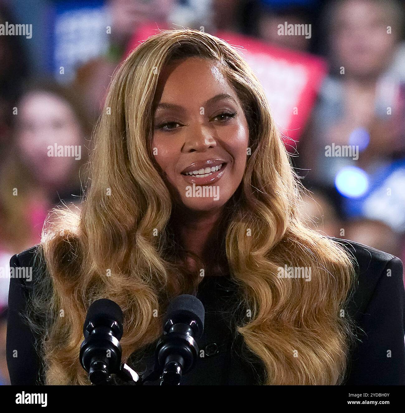 Houston, USA. 25th Oct, 2024. Beyonce onstage during a campaign event ...