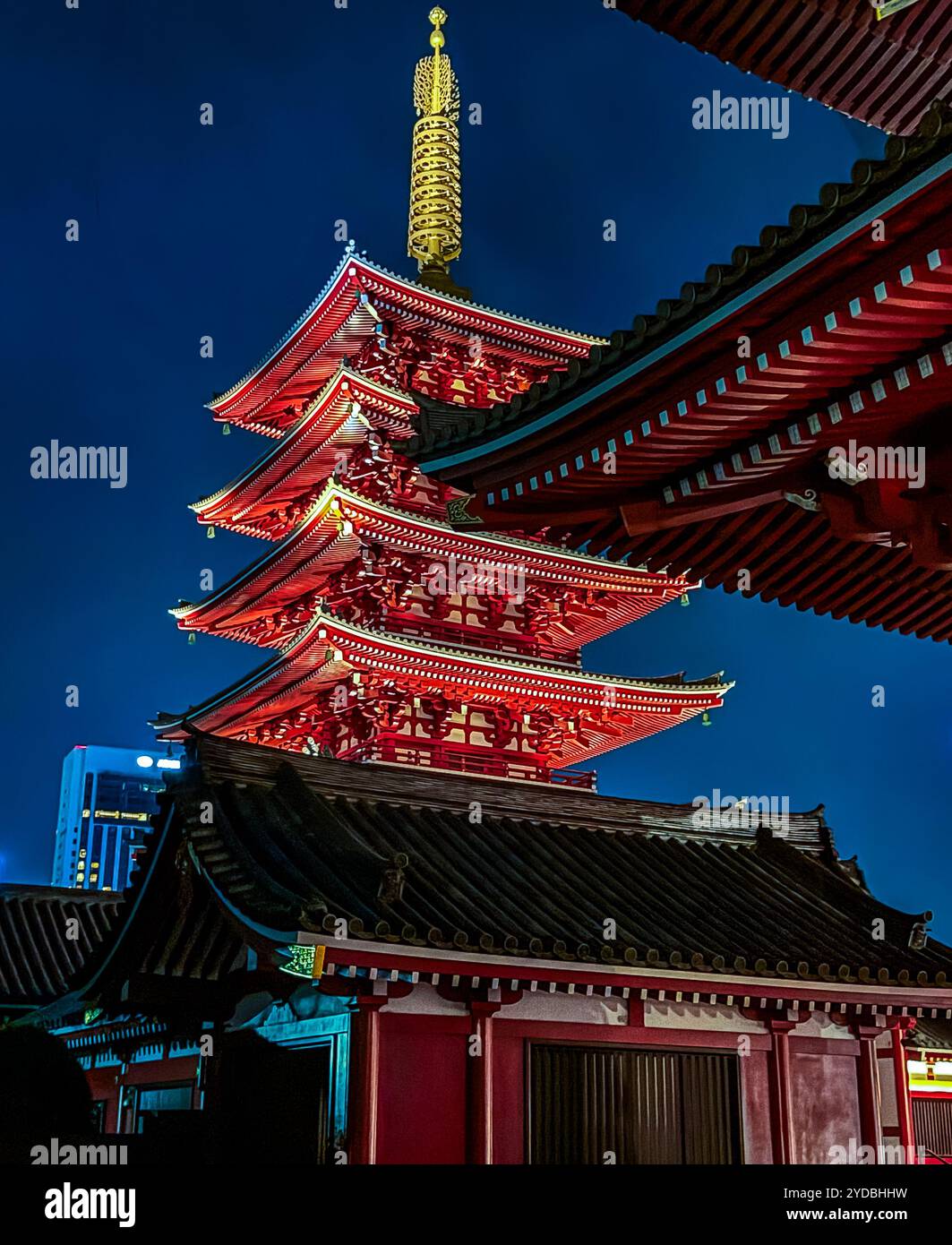 Senso-ji temple by night in Asakusa, Taito City, Tokyo, Japan Stock ...