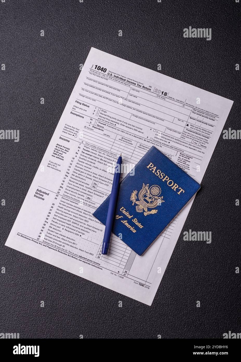 Fill out US tax form 1040 for verification and refund Stock Photo - Alamy