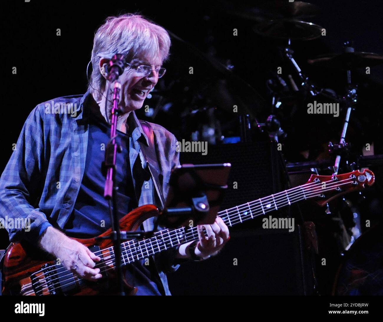 Phil Lesh, Grateful Dead co-founder and bassist, performs at the Fare ...