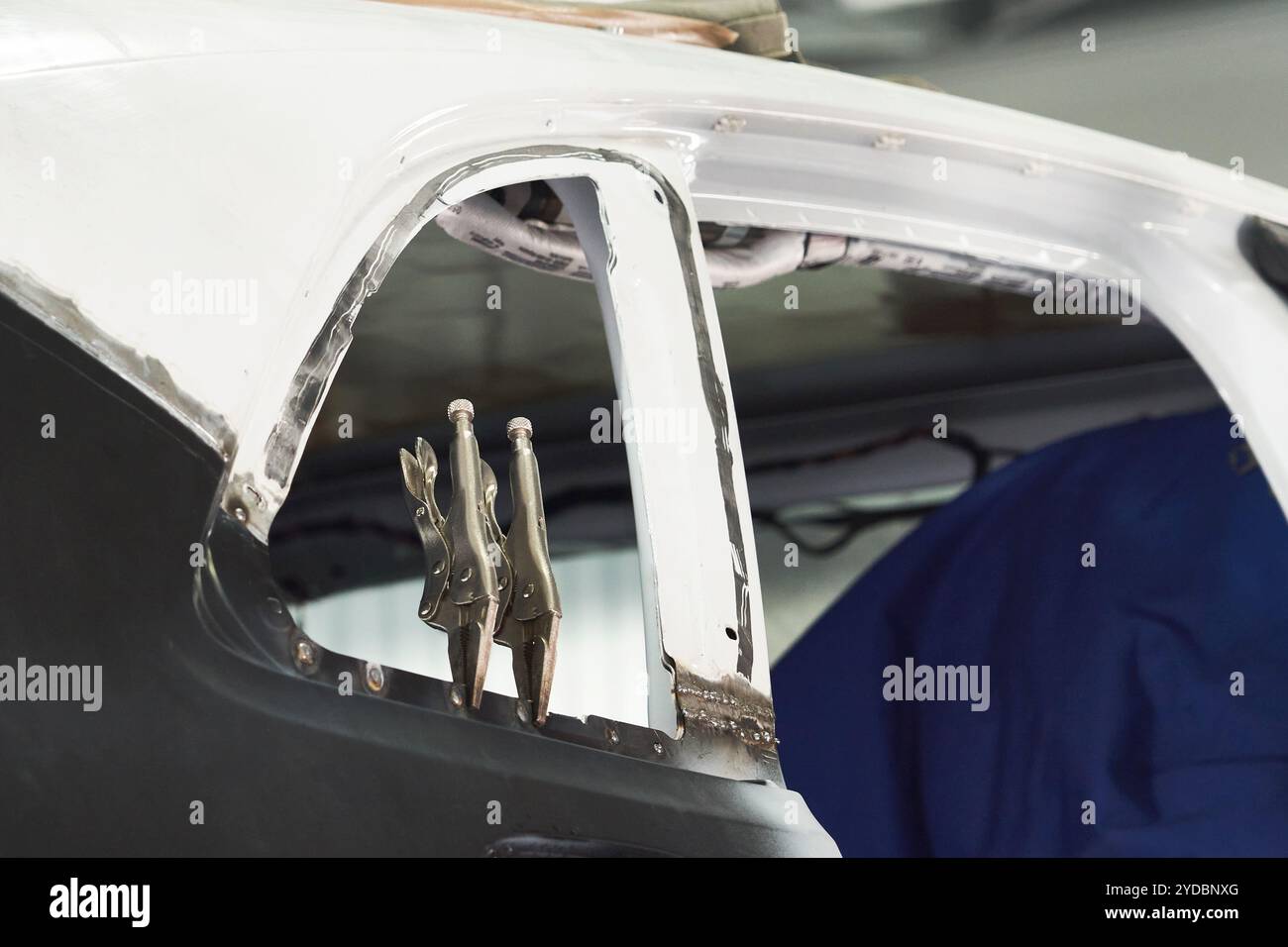 Auto fixed hi-res stock photography and images - Alamy