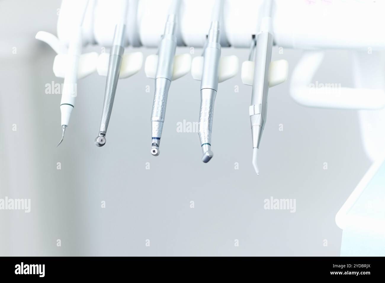Metallic dentist tools close hi-res stock photography and images - Alamy