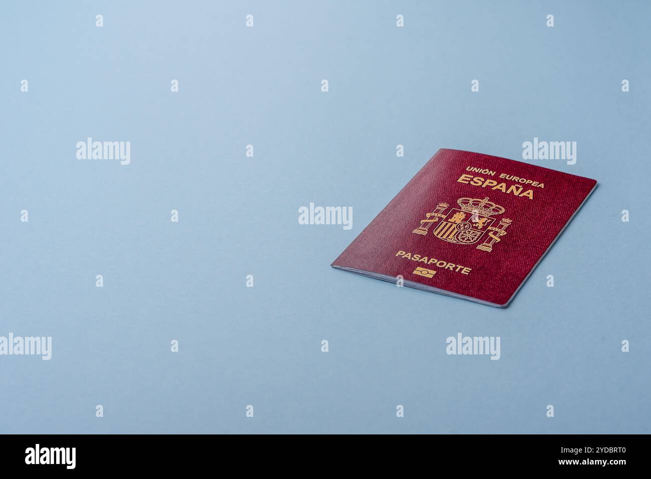 Physical paper international passport of a Spanish citizen Stock Photo ...