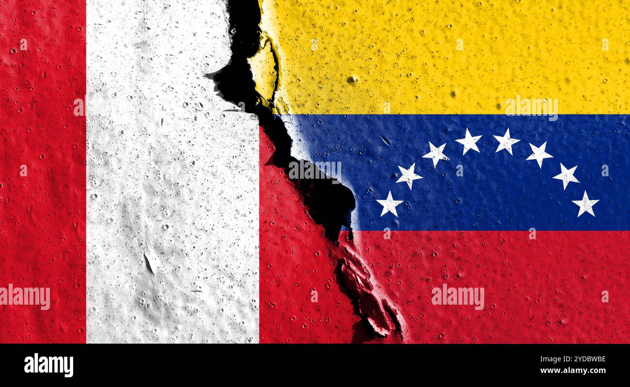 Rissmuster hi-res stock photography and images - Alamy