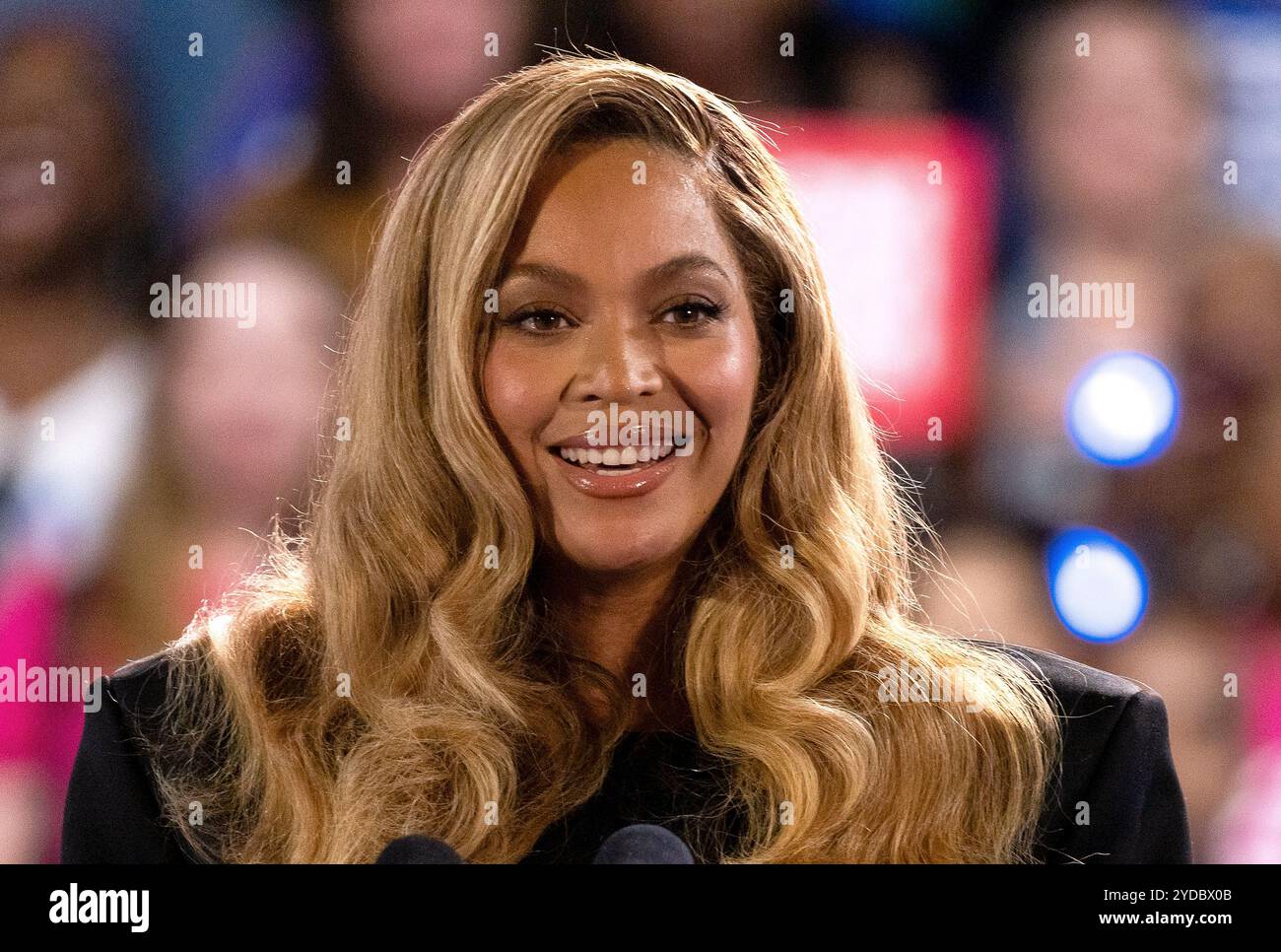 Houston, USA. 25th Oct, 2024. Beyonce onstage during a campaign event ...