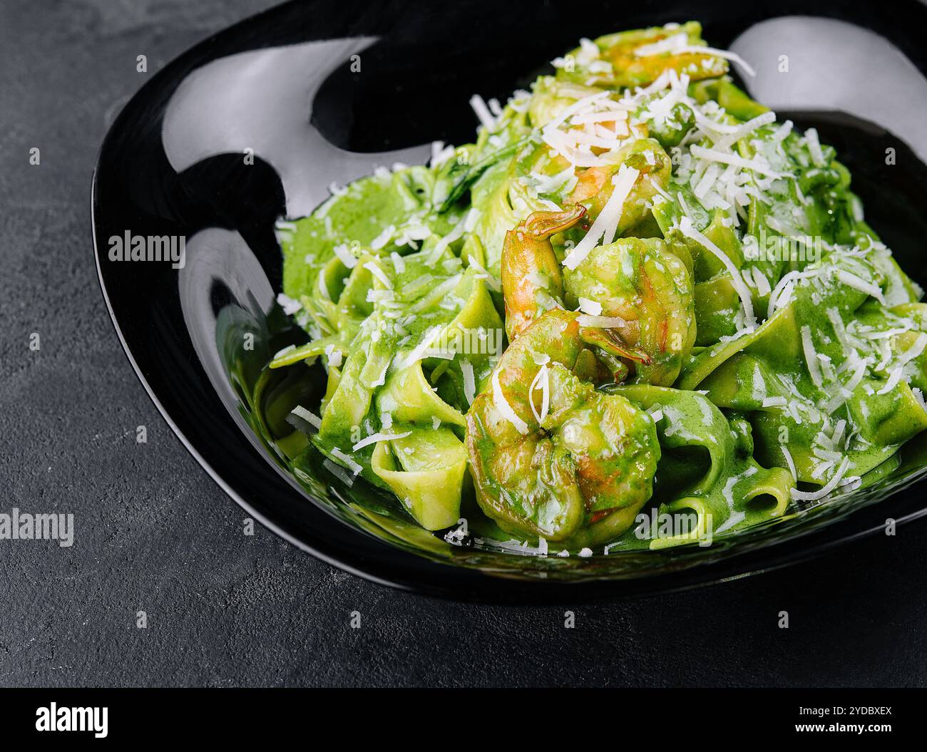 Tagliatelle tiger prawns hi-res stock photography and images - Alamy