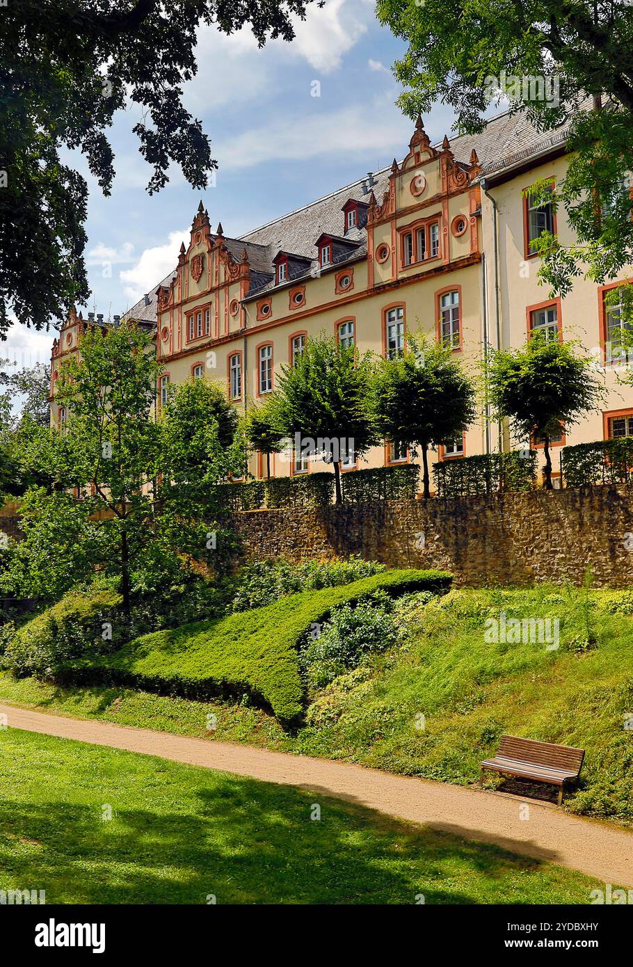 Burggrafiat, das Schloss im Burgareal der Burg Friedberg, eine der ...