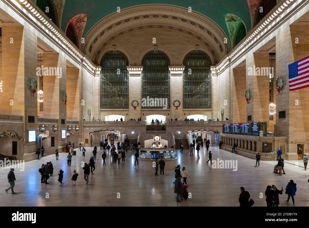 Grand central station ceiling hi-res stock photography and images - Alamy
