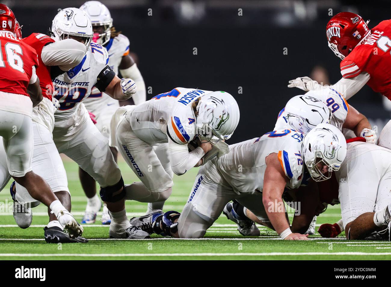 October 25, 2024: Boise State Broncos quarterback Maddux Madsen (4 ...