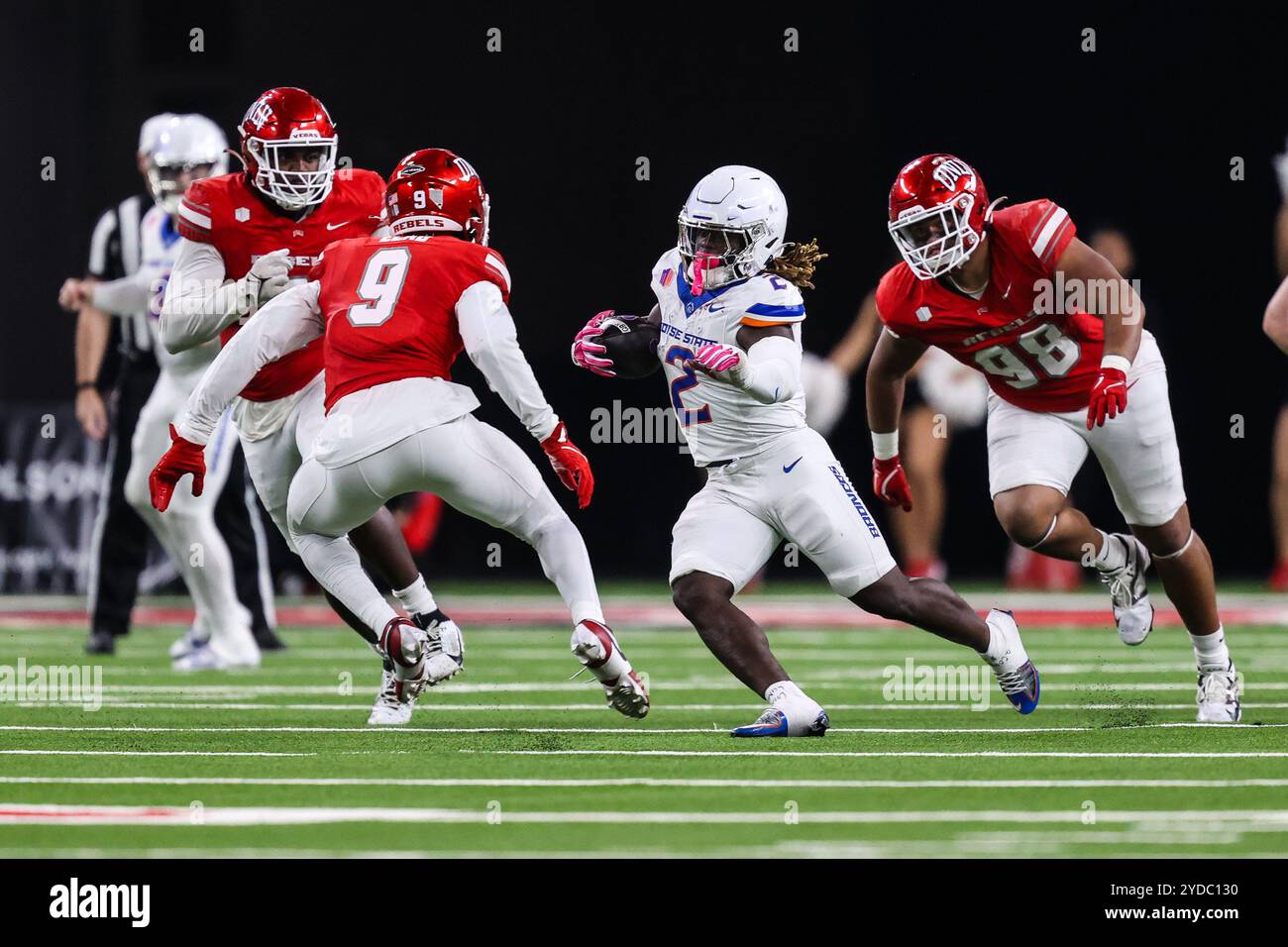 Ashton jeanty hi-res stock photography and images - Alamy