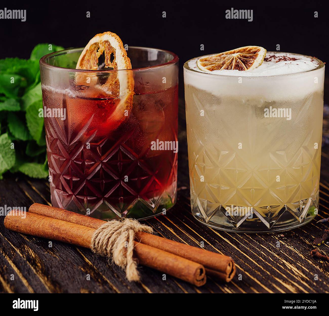 Beautiful old fashioned cocktail hi-res stock photography and images ...