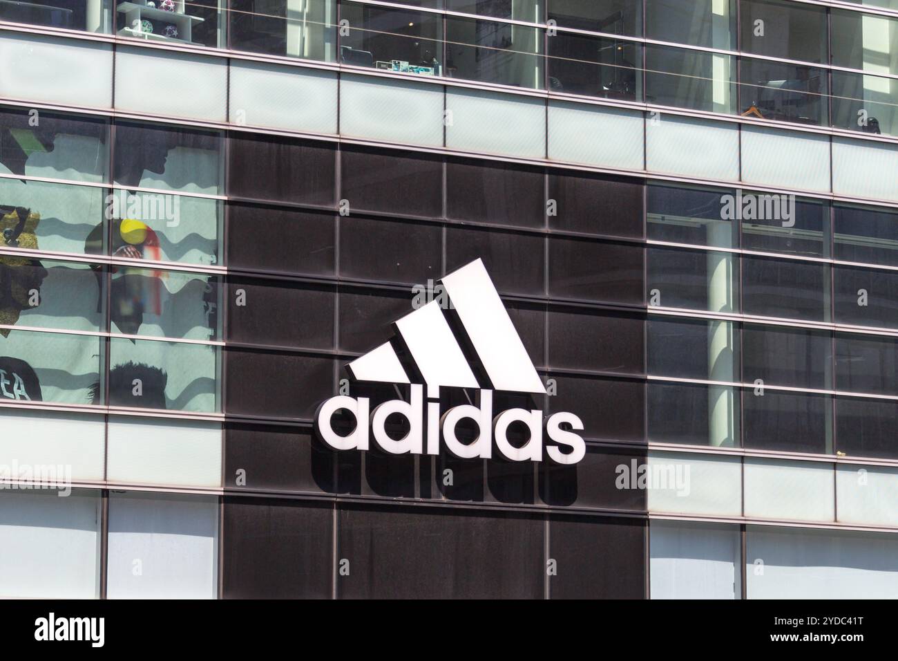 Adidas store logo hi-res stock photography and images - Alamy