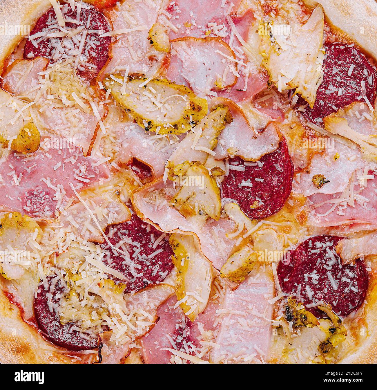 Ham and pepperoni hi-res stock photography and images - Alamy