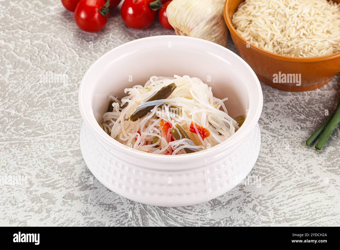 Asian cuisine - glass rice noodle with vegetables Stock Photo - Alamy