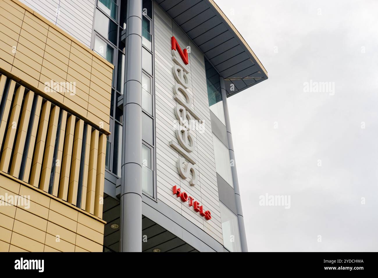 Dundee Scotland: 4th Aug 2024: Dundee Sleeperz hotel exterior signage ...