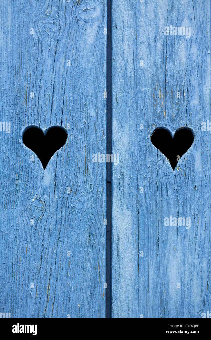 Exterior window decorated shutters hi-res stock photography and images ...