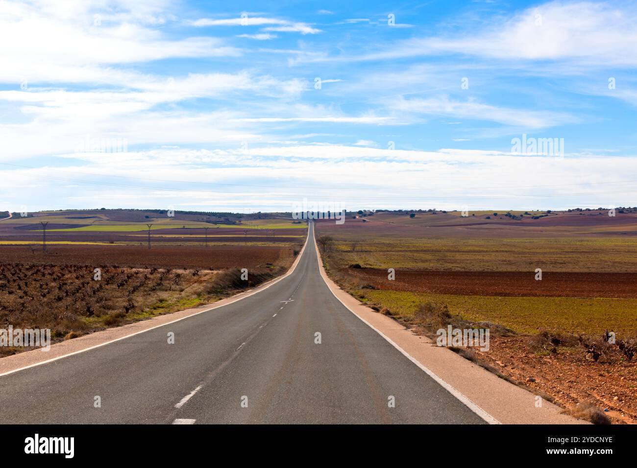Empty country hi-res stock photography and images - Alamy