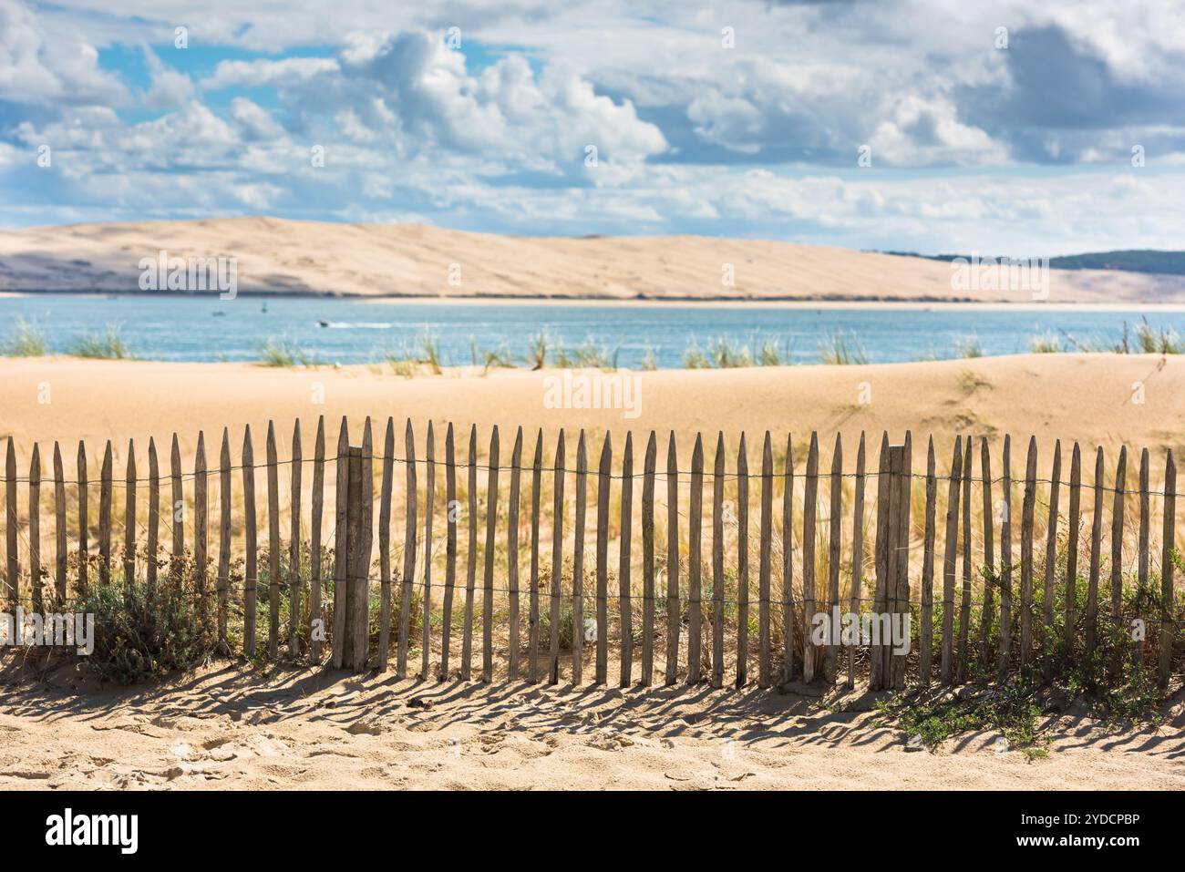 View of fence on beach hi-res stock photography and images - Alamy