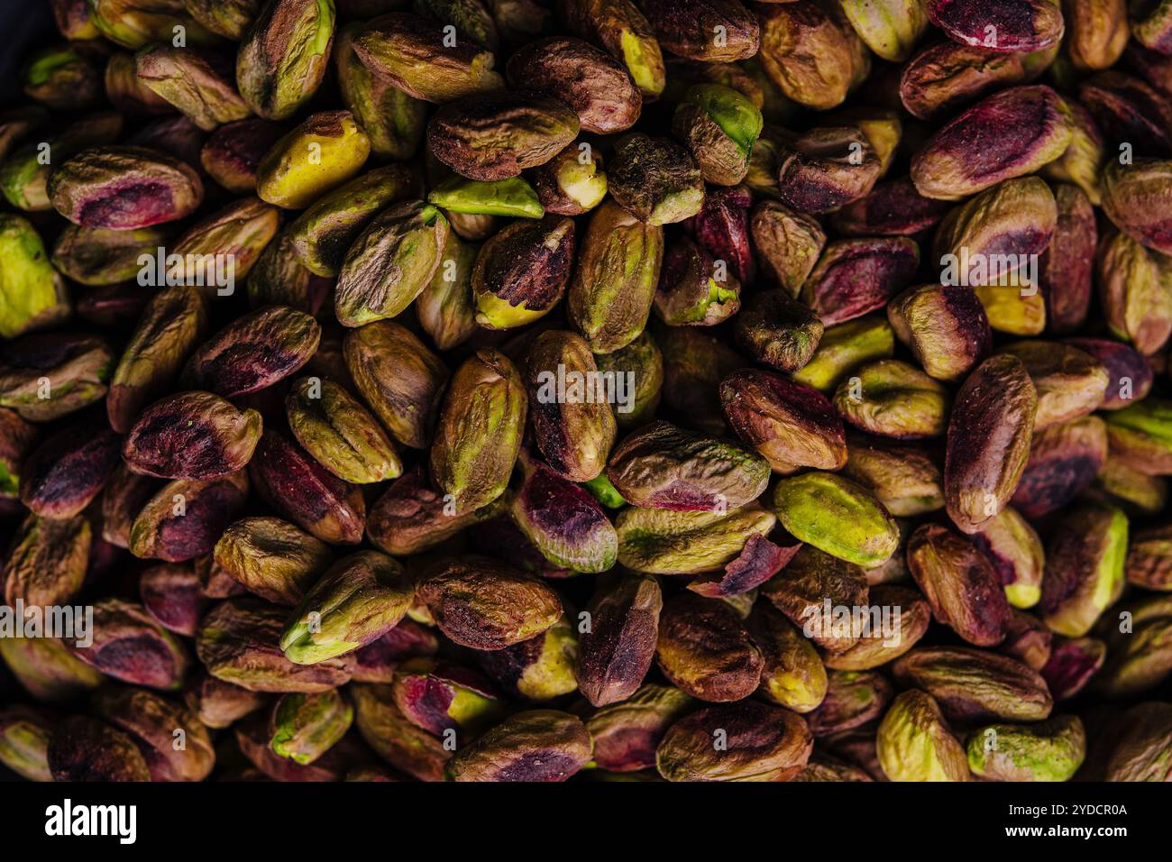 Tasty raw pistachio nuts hi-res stock photography and images - Alamy