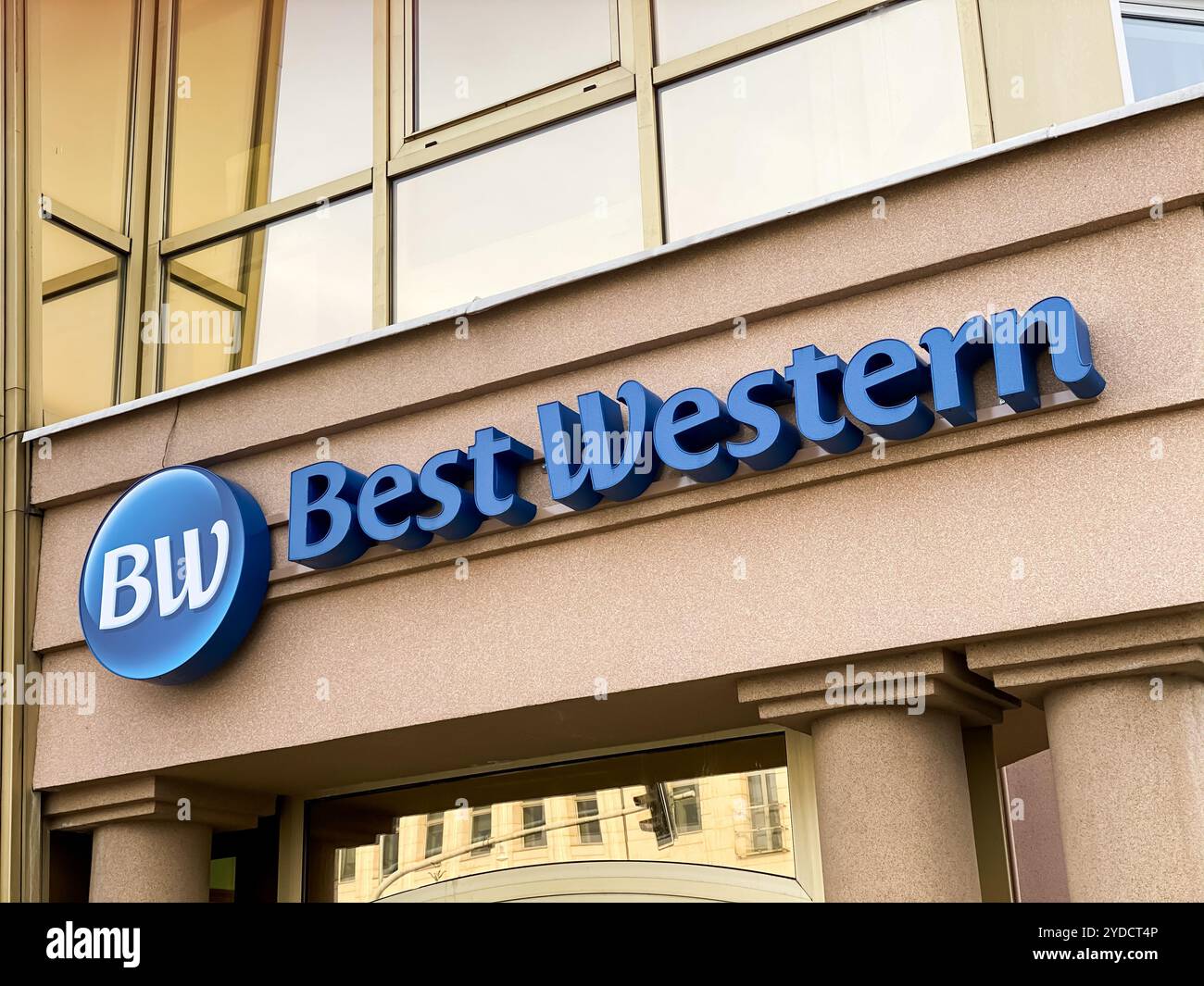 Best Western logo at hotel building Stock Photo - Alamy