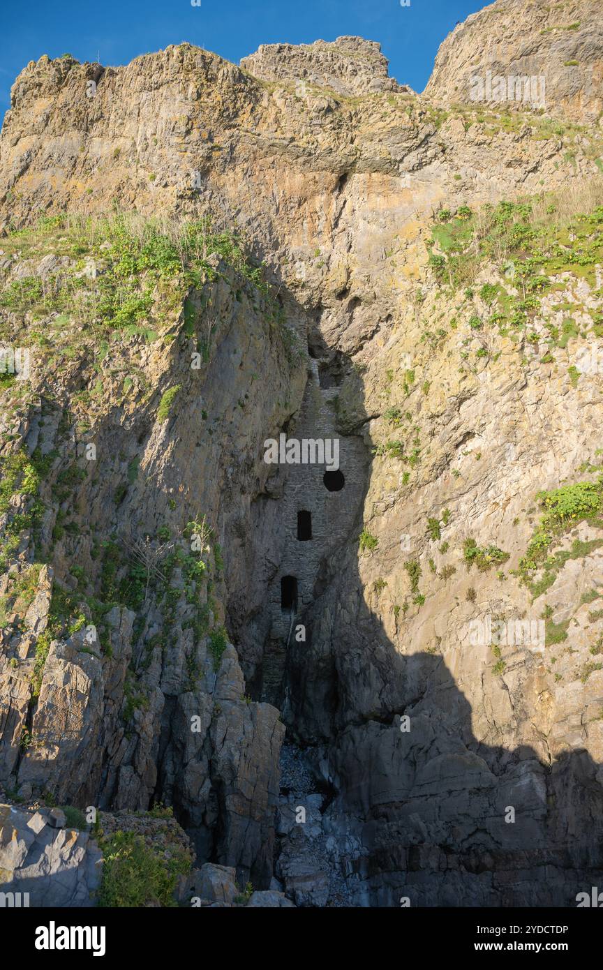 Culver Hole, Port Eynon Point, Gower, Wales, UK Stock Photo - Alamy